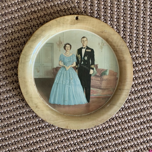 Vintage | Wall Decor | Vintage Queen Elizabeth Tray | Poshmark